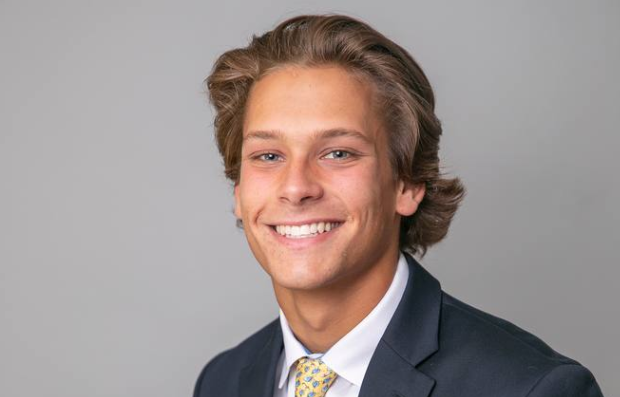 5 QUESTIONS WITH…Senior Zach Merchant | The Advocate Online