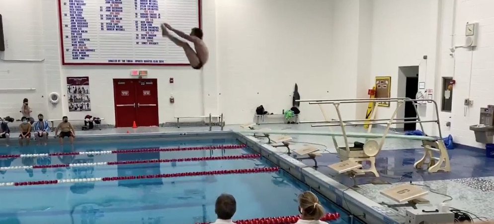 5 QUESTIONS WITH…Senior Luke Morris About Breaking Law’s 6-Dive Record ...