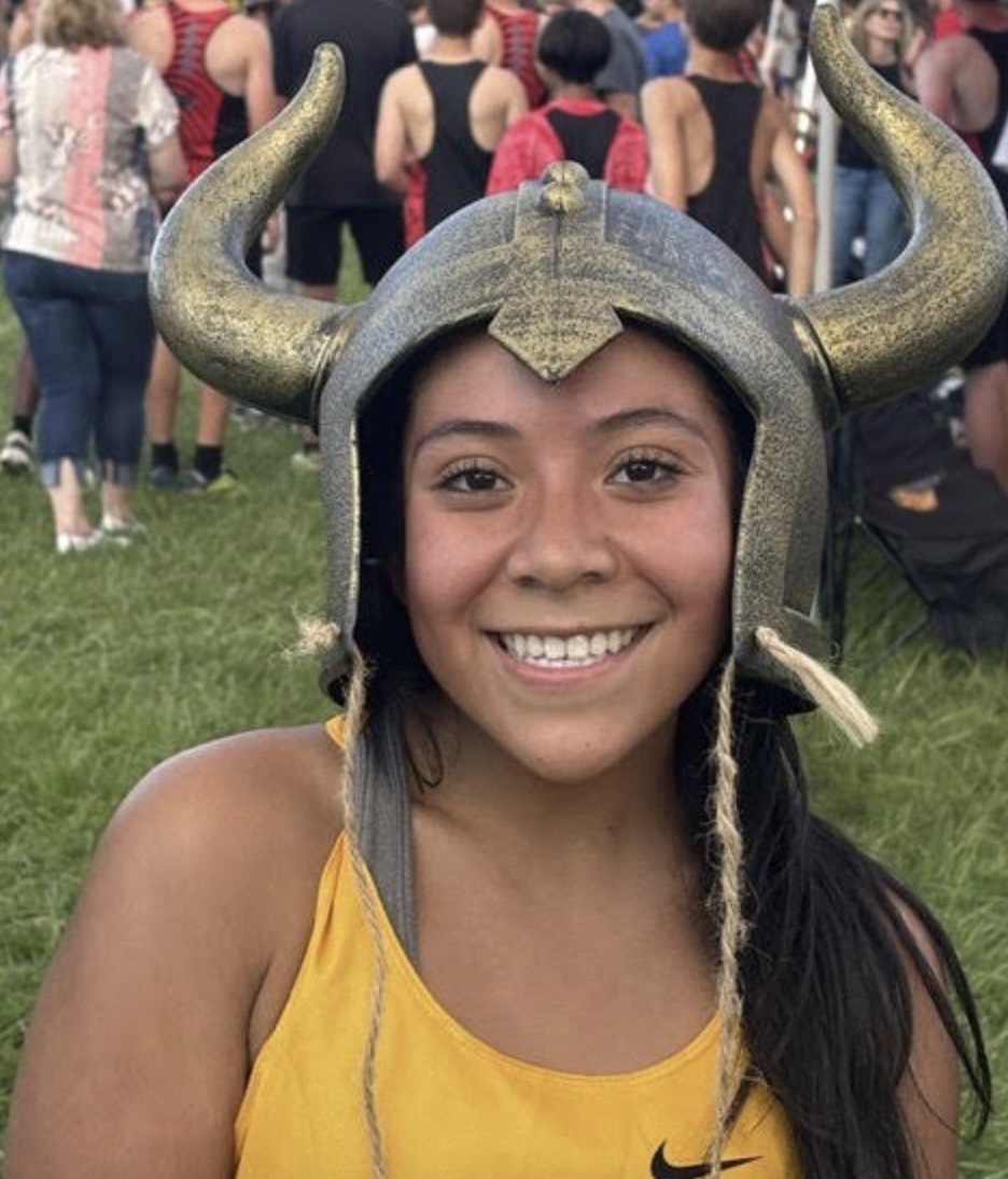 5 QUESTIONS WITH…Junior Dulce-Paz Gomez About The Girls Cross Country ...