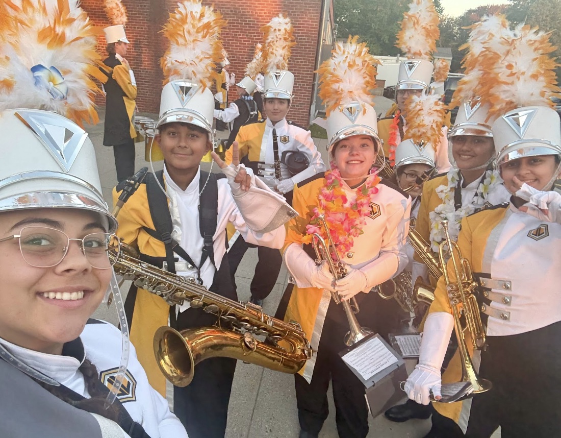 5 QUESTIONS WITH…Junior Drum Major McKenzie Forte About The Jonathan ...